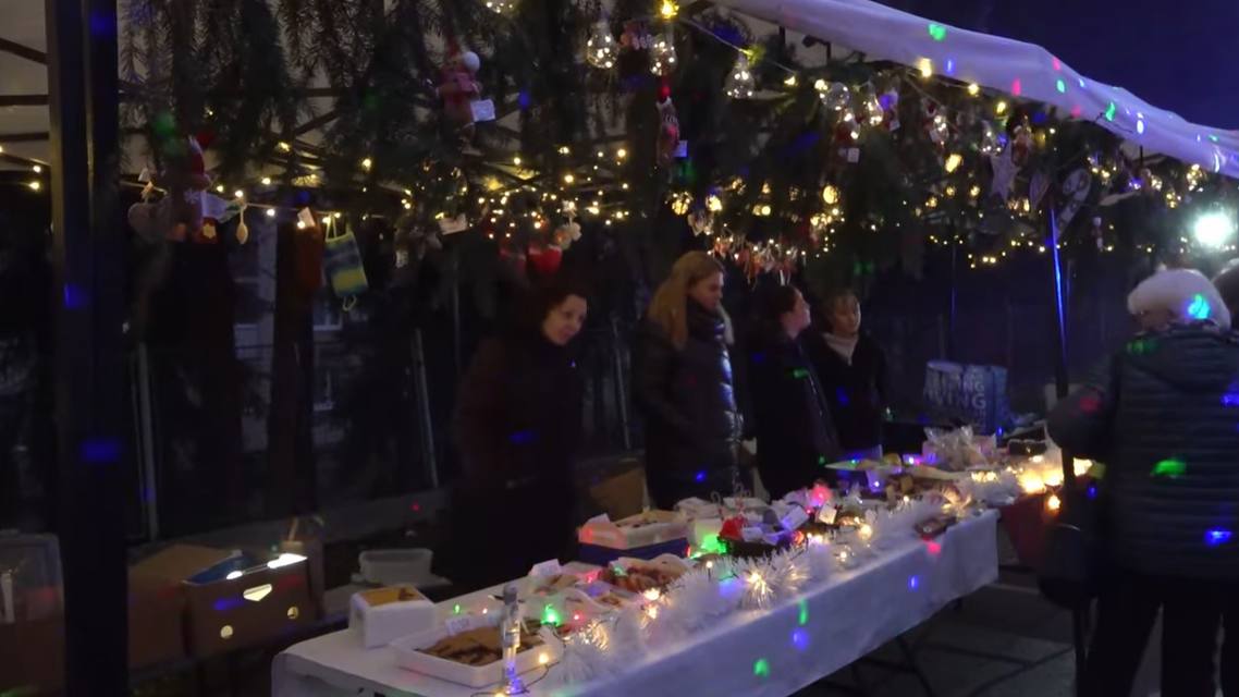 Reportáže - Kolotoč aj charitatívny stánok - Mesto Handlová
